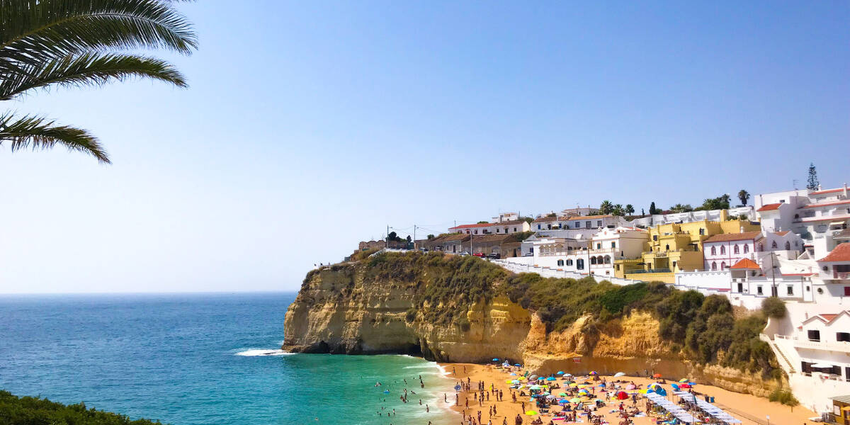 Conheça as melhores praias de Portugal